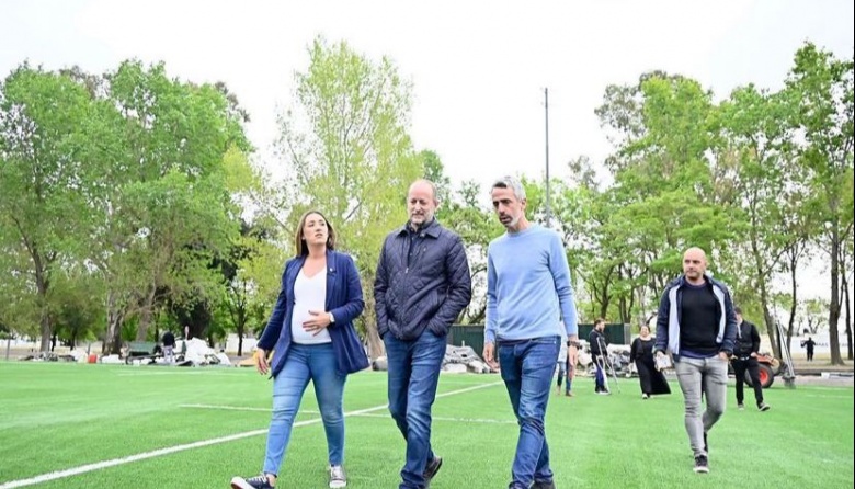 Avanza la construcción de una nueva cancha de rugby en el Parque de ...