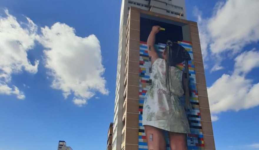 El mural de Martín Ron en la UNLZ: camino a ser el "mejor del 2022 ...